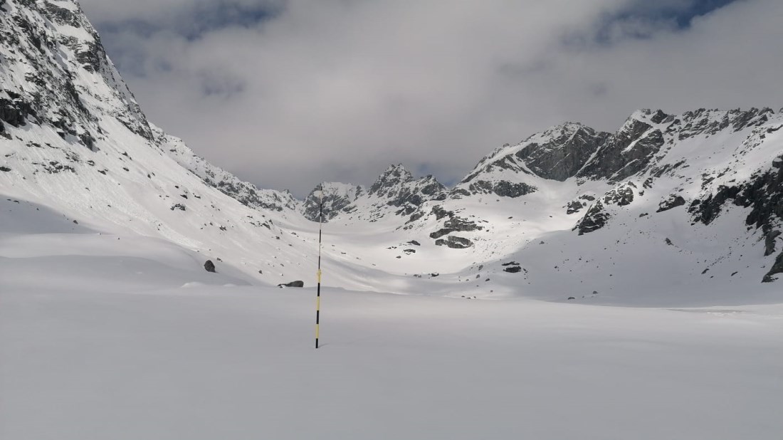 Lo Scarpone - Il monitoraggio di inizio estate sul Ghiacciaio del Ciardoney