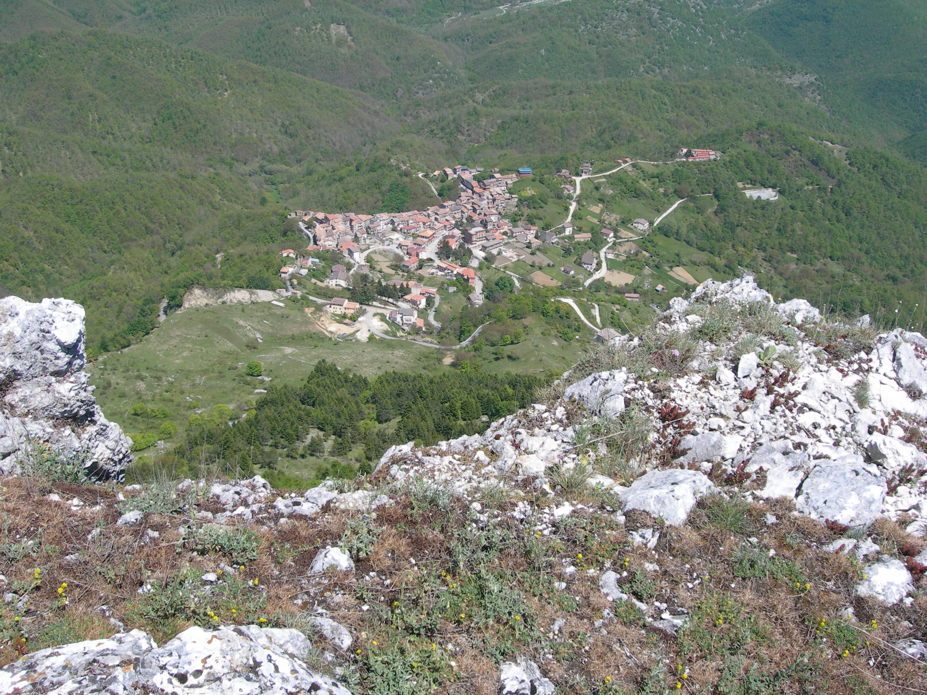 Lo Scarpone - Monte Cervia (1438 m)