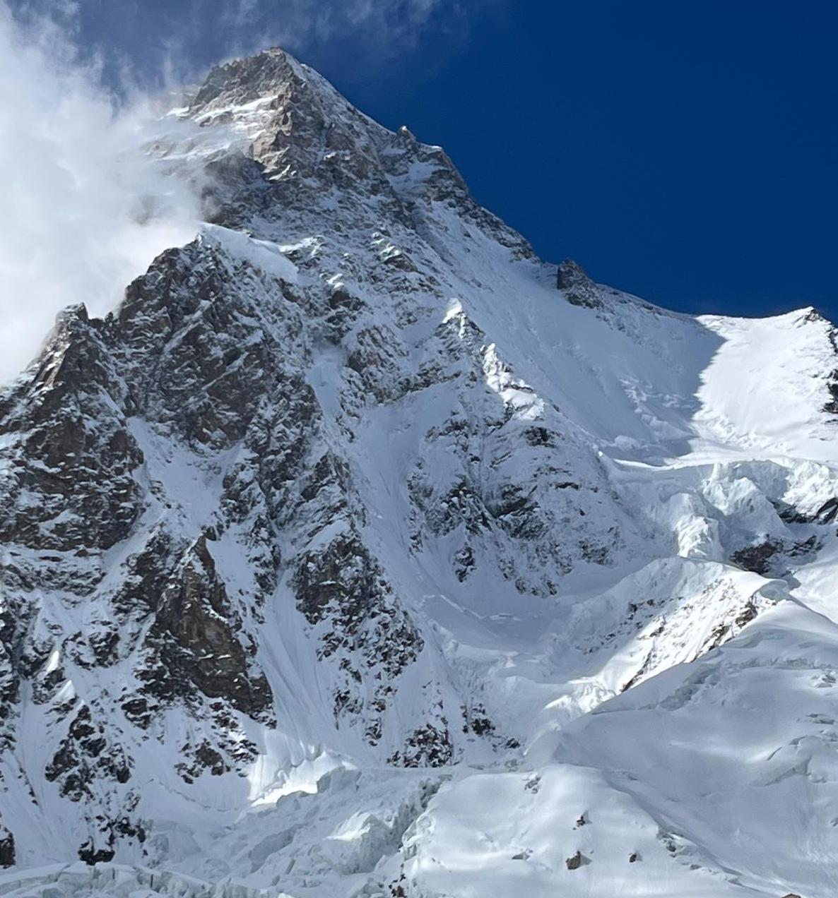 Lo Scarpone - Dispersi sul K2 i Piolet d’Or giapponesi Hiraide e Nakajima