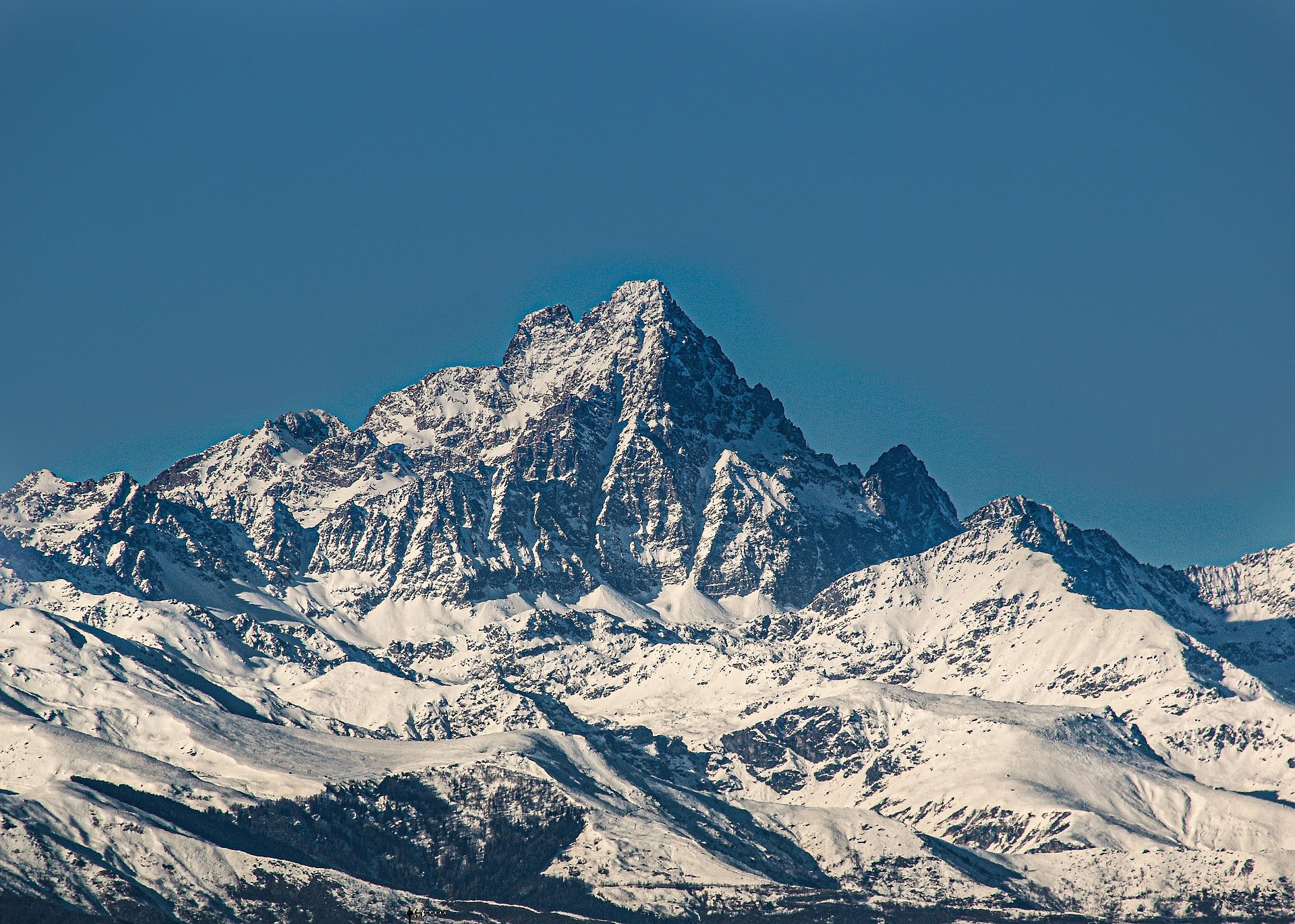 Lo Scarpone - Monviso, la montagna più alta delle Alpi Cozie